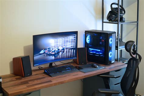 A Clean Tidy And Basic Setup That I Want To Expand Further On R Battlestations