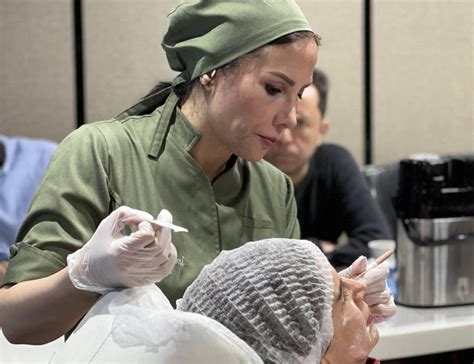 دکتر میترا کریمی صفحه اصلی