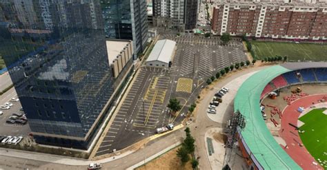 ФОТО Төв цэнгэлдэх хүрээлэнгийн засварын ажлын явц 85 хувьтай үргэлжилж байна