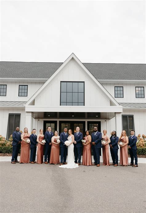 Candid Fun Bridal Party Photos Juma Waganda Photography Wedding Photography Poses Bridal
