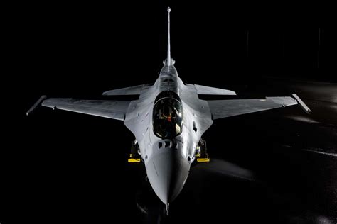 Lockheed Martin And Royal Bahraini Air Force Celebrate Bahrains First F 16 Block 70 Aircraft