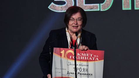 Кметът на Троян Донка Михайлова Проблемът с почистването на речните корита е и нормативен и