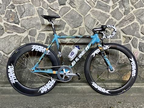 엔진11 X 헌터브로스 크릿디 트랙 팀 에디션 프레임셋 아르마 블레이드 5 And 8 휠셋 엔진11 스기노75 크랭크셋 프로 Zipp 컴포넌트 커스텀 픽시 바이크 리뷰