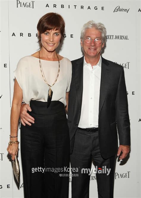 리차드 기어·캐리 로웰 부부 불화설 미모의 여성과