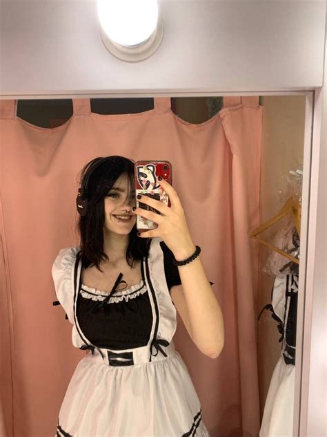 Создать мем горничная костюм горничной костюм девушка Картинки Meme
