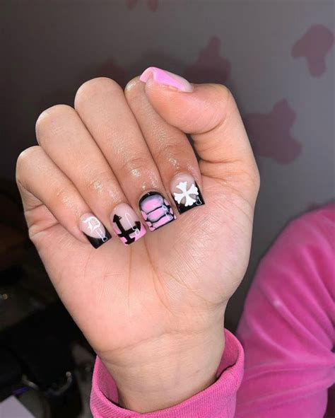Pin By Jyné On Nail Ideas Short Acrylic Nails Designs Short Acrylic Nails Short Nails