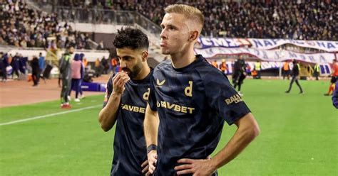 صادق محرمی، مدافع تیم‌ملی ۱۰ ماه پس از مصدومیت شدید، بالاخره بازی کرد