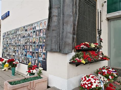 Инцидентът в Дубровка ФСБ пуска отровен газ забранен за използване Спомен