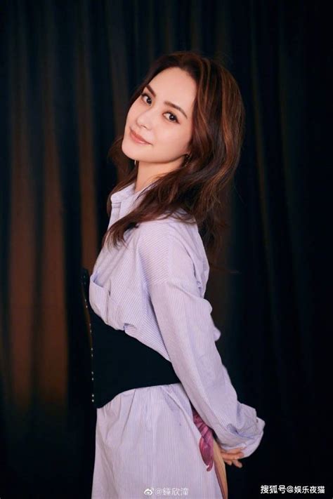 41岁阿娇飒美写真一袭衬衫裙装女神范十足气质优雅 搜狐大视野 搜狐新闻