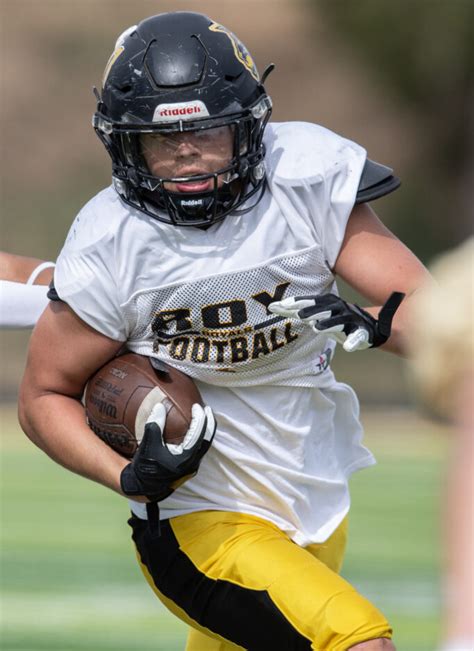 Roy Football Preview Amid 3 Way Quarterback Battle Royals Feel Good