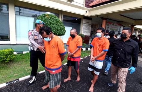 Dikenal Sadis Spesialis Pemalak Muda Mudi Pacaran Dibekuk Pawarta Jawa Timur