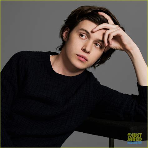 Maika Monroe And Nick Robinson Pose For Jjs 5th Wave Portrait Session