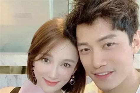 44岁陈乔恩官宣怀孕！肚子隆起孕态十足，男友艾伦举办三周年庆典争议微博压力