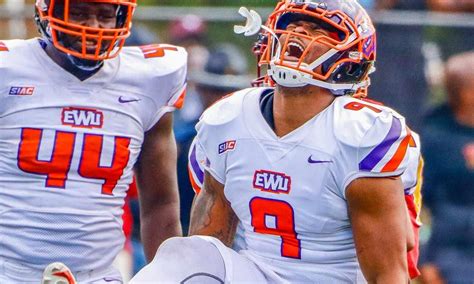 Hail Mary Gives Edward Waters Win Over Tuskegee At Homecoming Hbcu