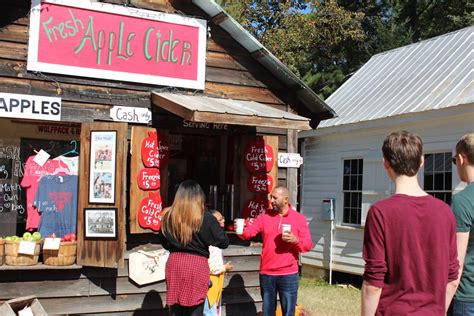 New Generation Of Apple Farmers Take Over Heritage Circle Cider Booth
