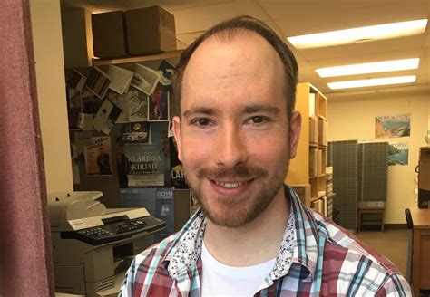 toimetusel kÜlas tobias weber eesti on nii ilus ja mitmenäoline