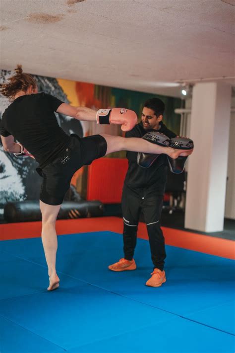 Boksen Kickboksen En Parkinson Boksen Bij Your Move In Bussum