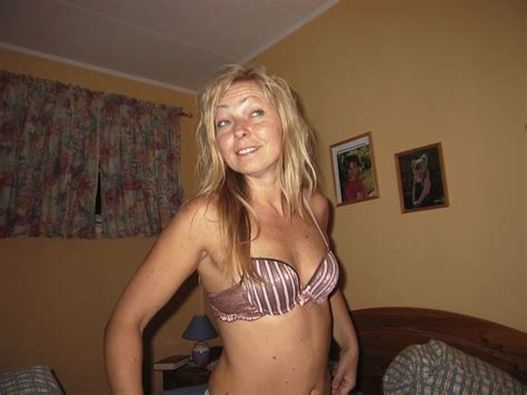 Blonde Milf Posing Porn Pictures Xxx Photos Sex Images Pictoa