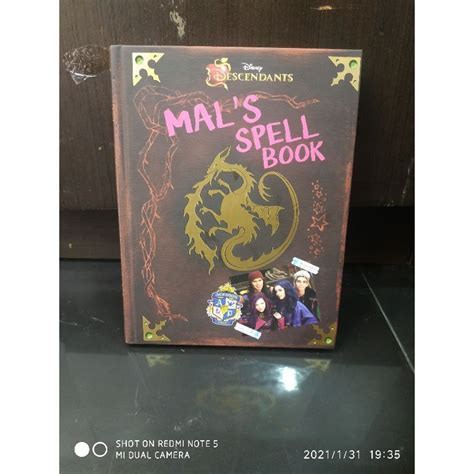 Jual Descendants Mal S Spell Book Shopee Indonesia