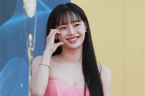 이달의소녀 출신 츄 이젠 자유의 몸…전 소속사와 소송서 승소 서울경제