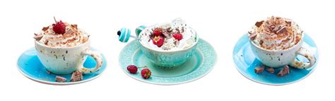 코코아와 함께 제공되는 휘핑 크림을 곁들인 핫 초콜릿 또는 커피 딸기 정면도 겨울 휴가 취급 개념 외딴 Png 0명에 대한 스톡 사진 및 기타 이미지 Istock