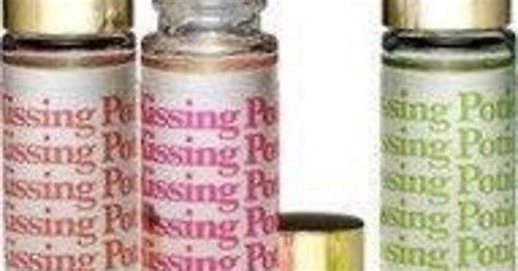Kissing Potion Lip Gloss Rnostalgia