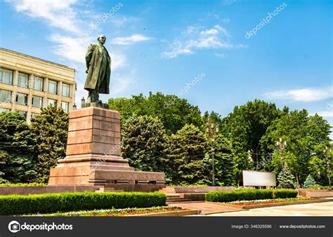 Vladimir Lenin Statue Russia