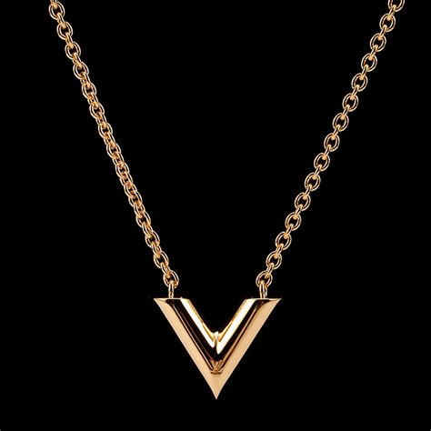 V字项链v字项链lvv字项链大山谷图库