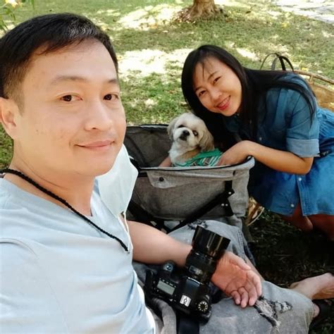 แม่ๆครับ สวนดอกไม้จะเปิดแล้วนะ ตามที่สัญญาไว้ ใครเคยลงชื่อไว้ ทักมาค่ะ