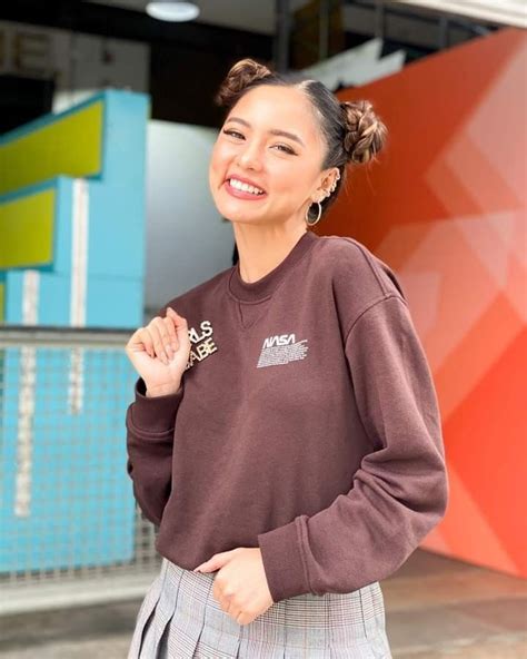 Kim Chu Kim Graphic Sweatshirt Fashion