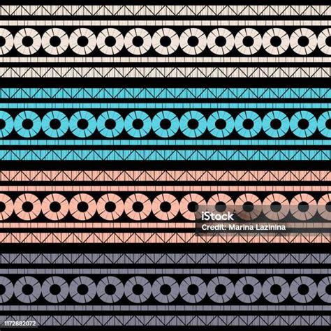 에스닉 보헤미안 무음 패턴 레이스 패브릭에 자수 패치 워크 질감 길 쌈 전통적인 장식 부족 패턴입니다 민속 모티브 벽지 섬유 포장 웹에 사용할 수 있습니다 0명에 대한 스톡