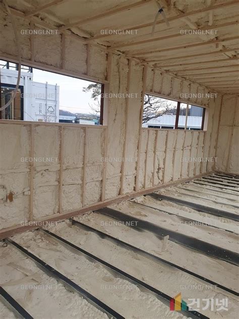 광교 벽 단열 공사 우레탄폼으로 결로 문제 해결 및 에너지 효율 극대화 시공블로그