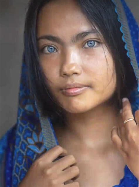 Mengenal Evi Gadis Bermata Biru Asal Jawa Barat Curi Perhatian Fotografer Asal Prancis