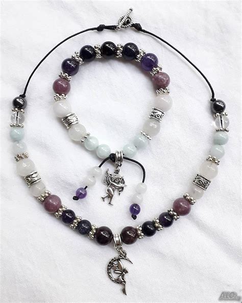 Гривна за любов Дамско бижу Полускъпоценни камъни Бижута Пловдив Гривна за любов от ак