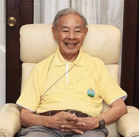 หม่อมเจ้า ภีศเดช รัชนี สิ้นชีพิตักษัย สิริชันษา 100 ปี