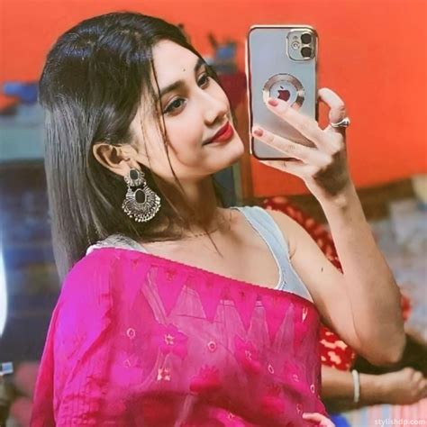 1135 Girls Dp Images Photos Pictures And Wallpapers Stylish Dp