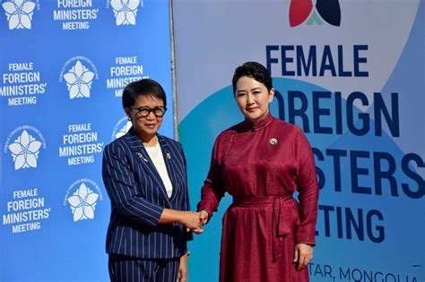 Ретно Л П Марсуди Бид эмэгтэйчүүдээ сургах чадваржуулах тал дээр хамтрах боломжтой боллоо