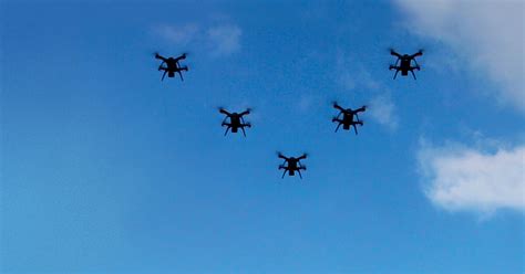 Robot Swarms Revista Pesquisa Fapesp