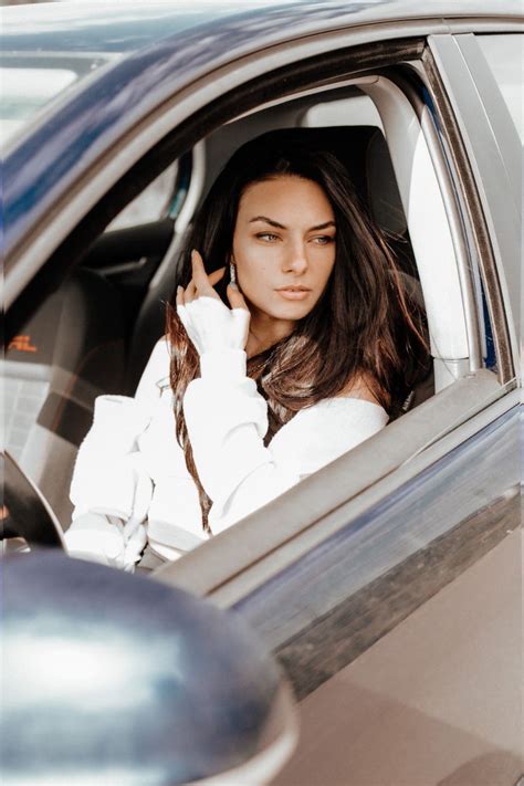 Девушка в авто Car Photography Creative Photography Couple