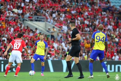 جريدة الرياض النصر يختتم معسكره في البرتغال بالخسارة برباعية من بنفيكا