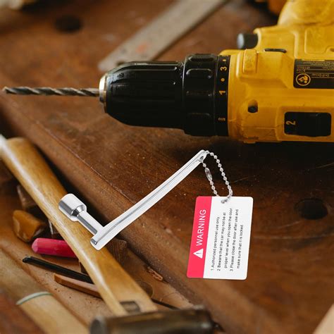 Raindrops Elevator Door Triangle Lock Emergency Elevator Metal Triangular Spanner Utility For