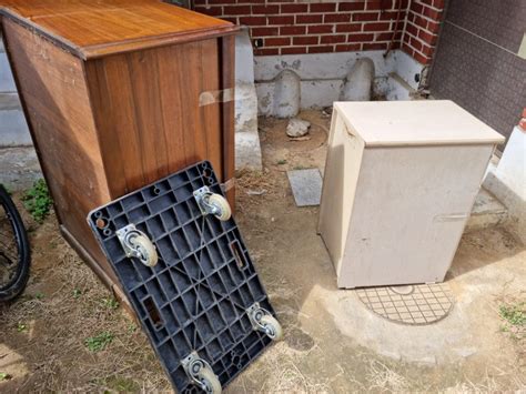 가정집 대형 폐가구 폐기물 내려드림 현장 현장 갤러리 대형폐가구 배출신고 스티커판매 가격 내려드림서비스 가정폐기물 수거 유품정리 빈집처리