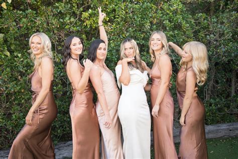 Best Lenses For Group Photos What Settings To Use