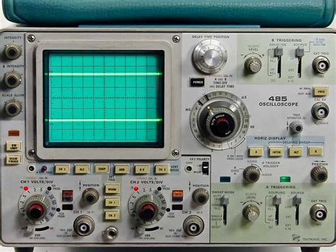 Tektronix 485 Oscilloscope Dual Trace 350mhz