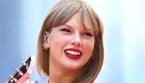 I Can Do It With A Broken Heart Testo Significato E Traduzione Della