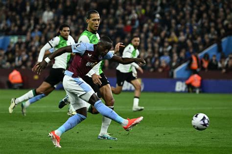 Liverpool Chega A Abrir 3 A 1 Mas Aston Villa Busca Empate Em Jogo