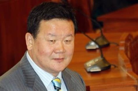 Монгол банк ны Ерөнхийлөгч асан О Чулуунбат таалал төгсчээ