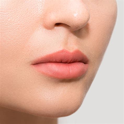 Lip Blushing Kiwilasnbrow