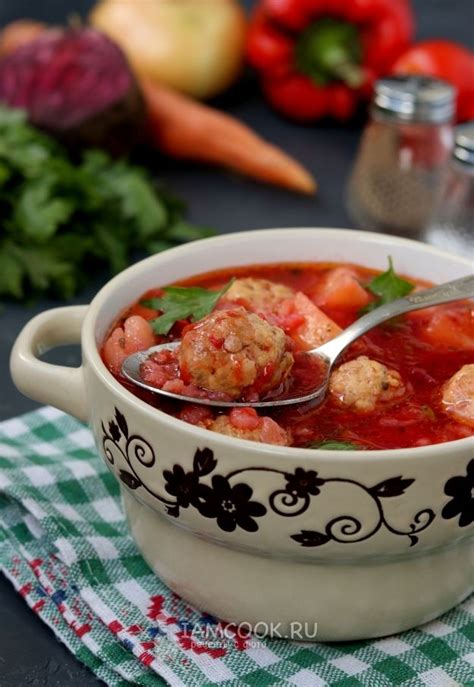 Свекольный суп с фрикадельками — рецепт с фото Свекольный суп Кулинария Суп с фрикадельками