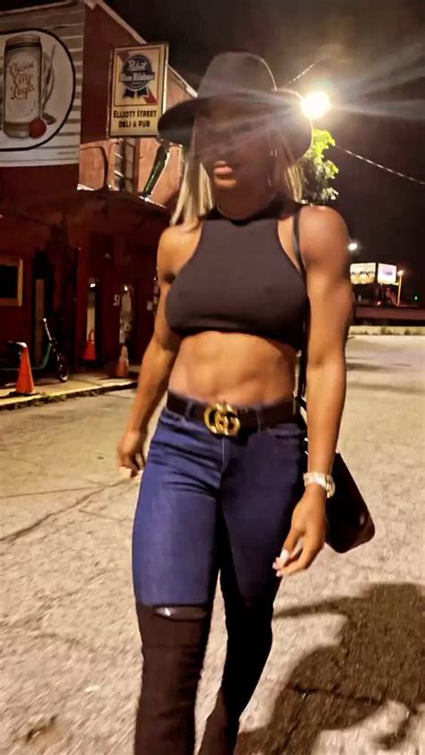 Jade Cargill Scrolller